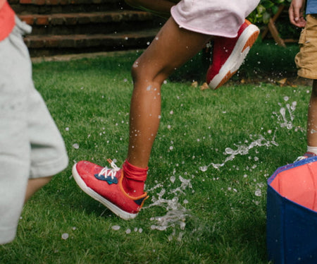 How to Clean Muddy Shoes At Home - Step By Step Methods | Vessi Footwear