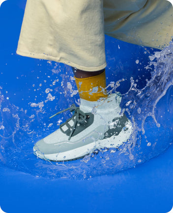 How to Fix Squeaky Shoes: A Comprehensive Guide | Vessi