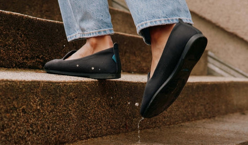 Women's Alta High Top - Asphalt Black | Vessi Footwear