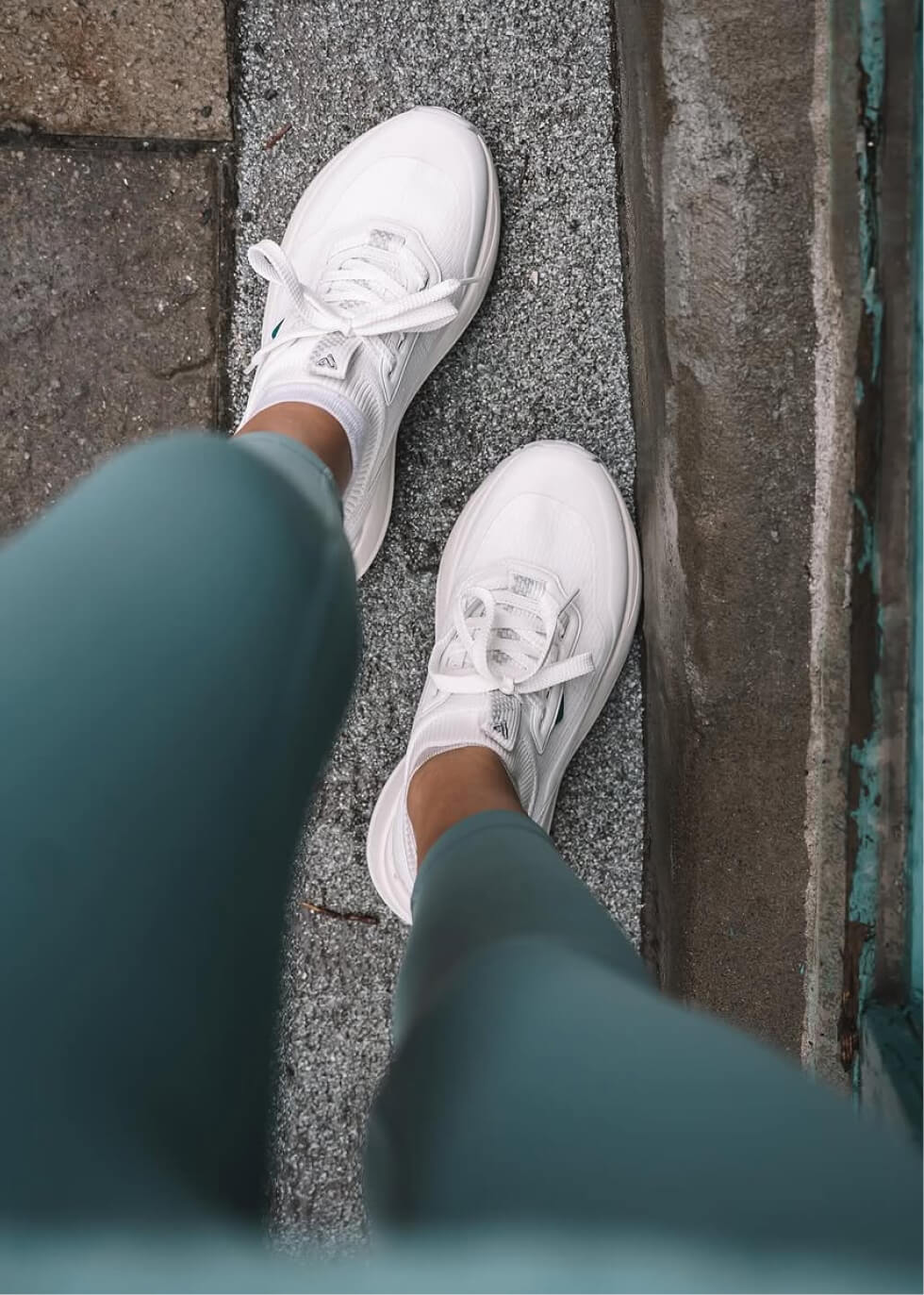 Women's Soho Sneaker - Ivory White | Vessi